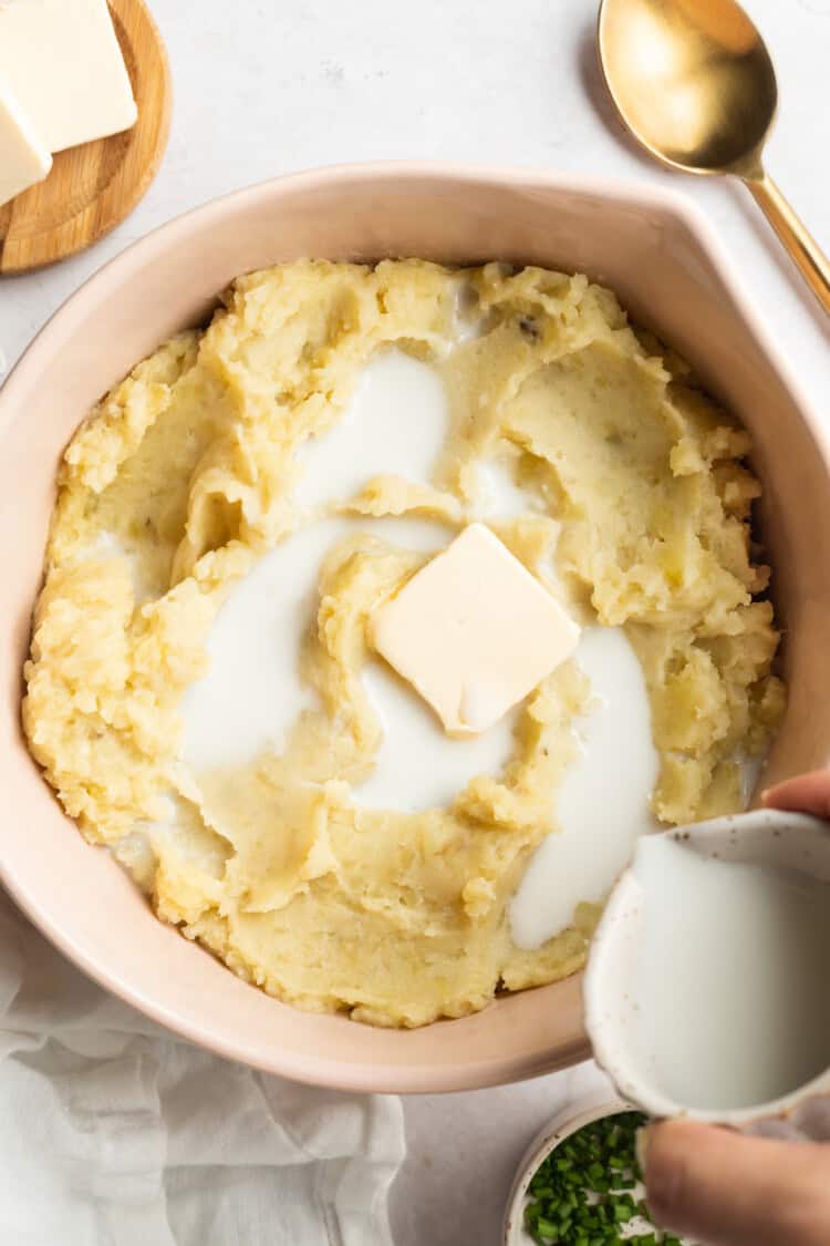 How to Reheat Mashed Potatoes (3 Ways!) - Easy Healthy Recipes