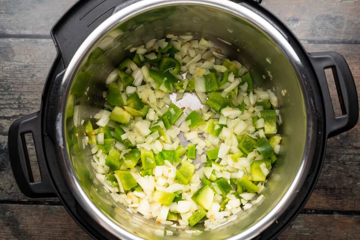 Instant Pot Paella - Easy Healthy Recipes