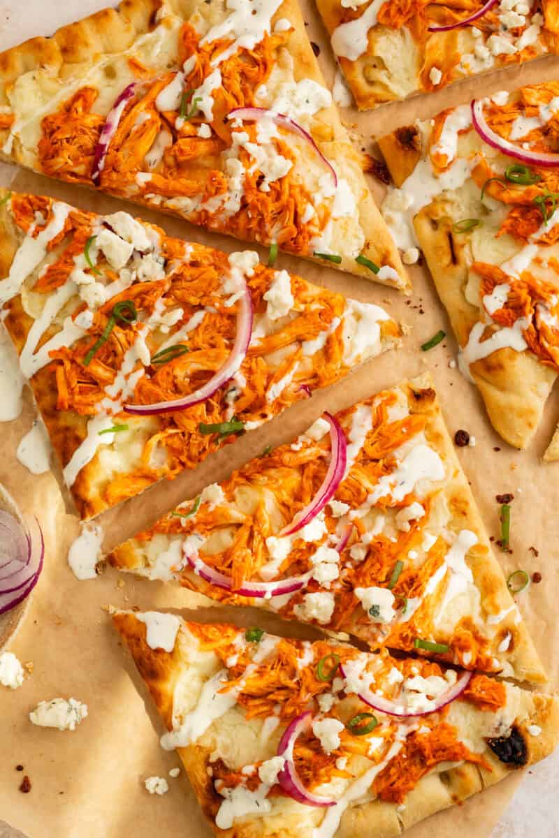 Buffalo Chicken Flatbread - Easy Healthy Recipes